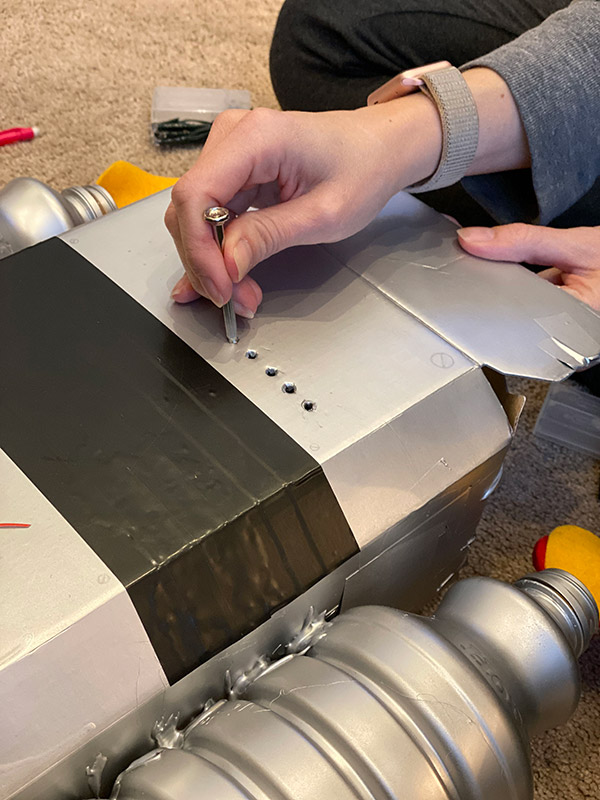 DIY Light-Up Astronaut Jet Pack – Today I need a…